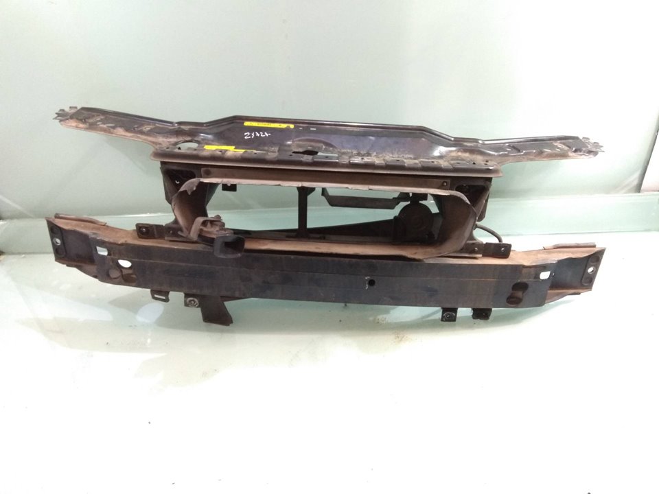 Front slam panel VOLVO V70 II (285) 2.5 TDI 8640292 | B-Parts