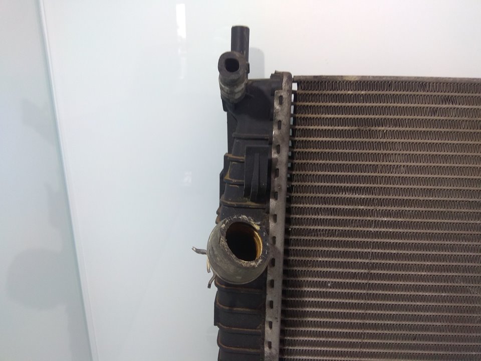 Water radiator VOLVO S40 II (544) 2.0 D 9673137 | B-Parts