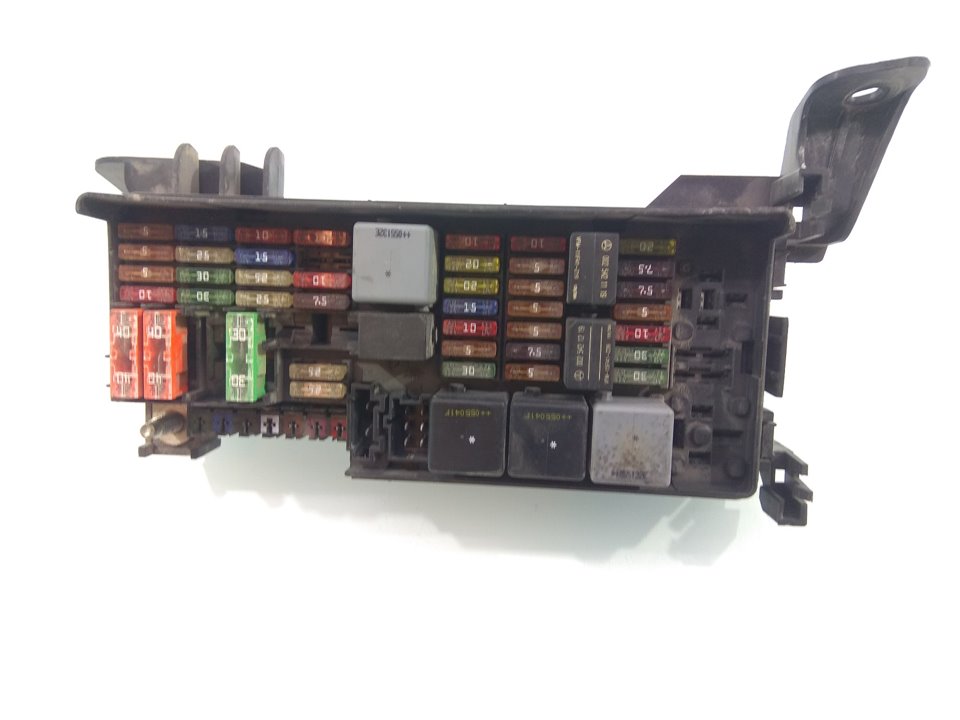Fuse box MERCEDES-BENZ M-CLASS (W164) ML 300 CDI 4-matic (164.120 ...