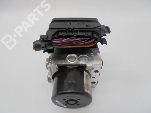 ABS pump MERCEDES-BENZ C-CLASS (W204) C 180 Kompressor (204.044, 204. ...