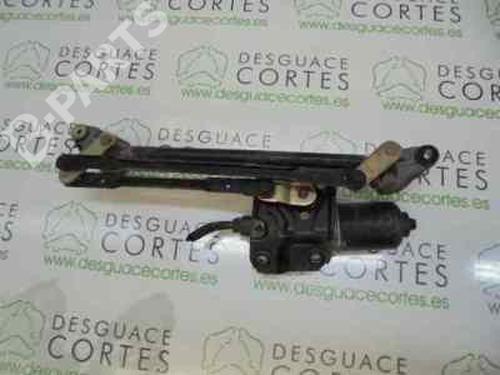 Front wiper motor HYUNDAI GETZ (TB) 1.3 i 5456971 | B-Parts