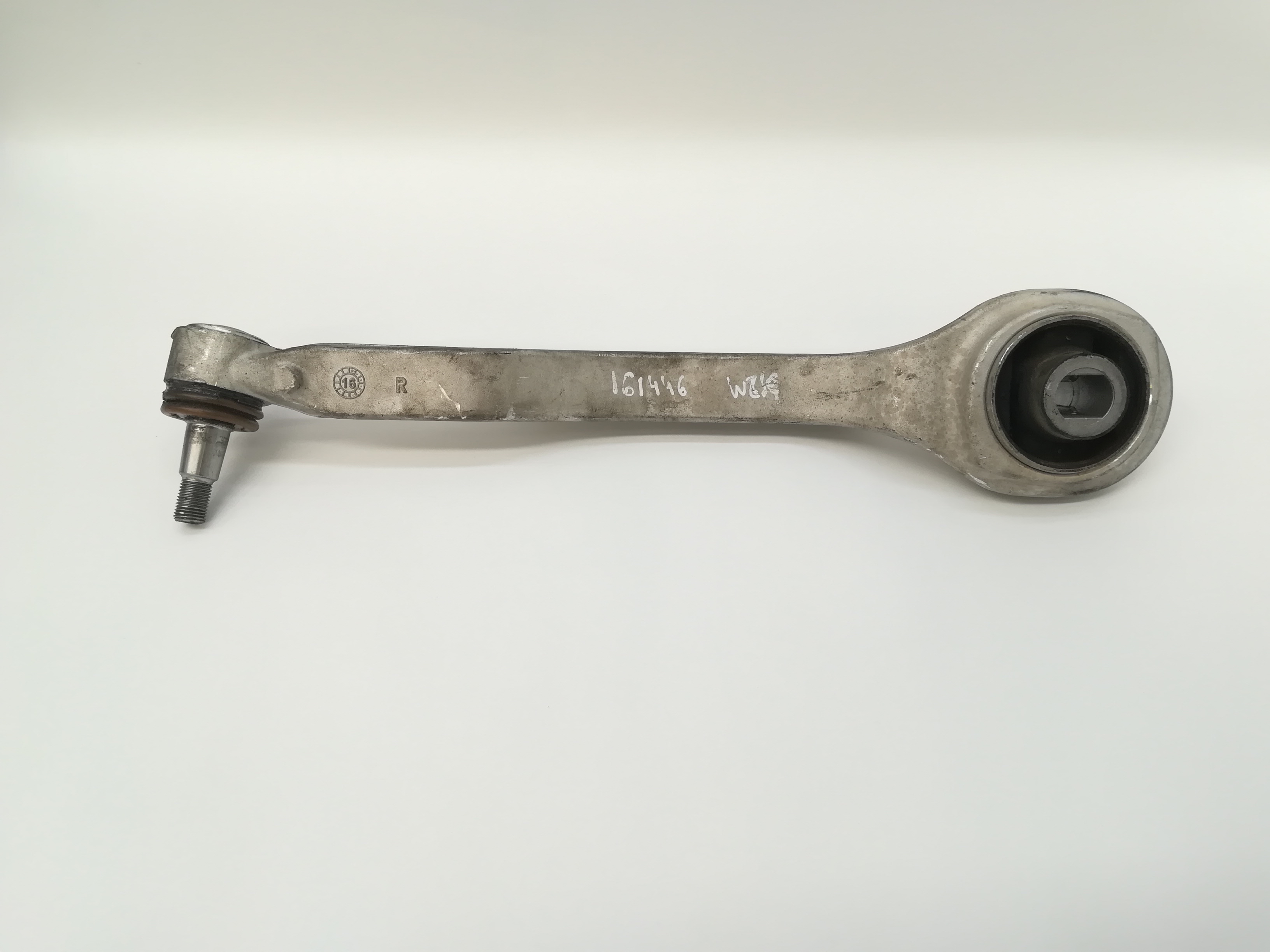 Right front suspension arm MERCEDES-BENZ CLS (C219) CLS 350 (219.356 ...