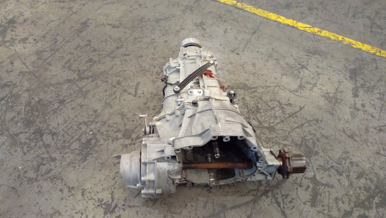 Manual gearbox AUDI A4 B8 (8K2) 2.0 TDI 10539814 | B-Parts