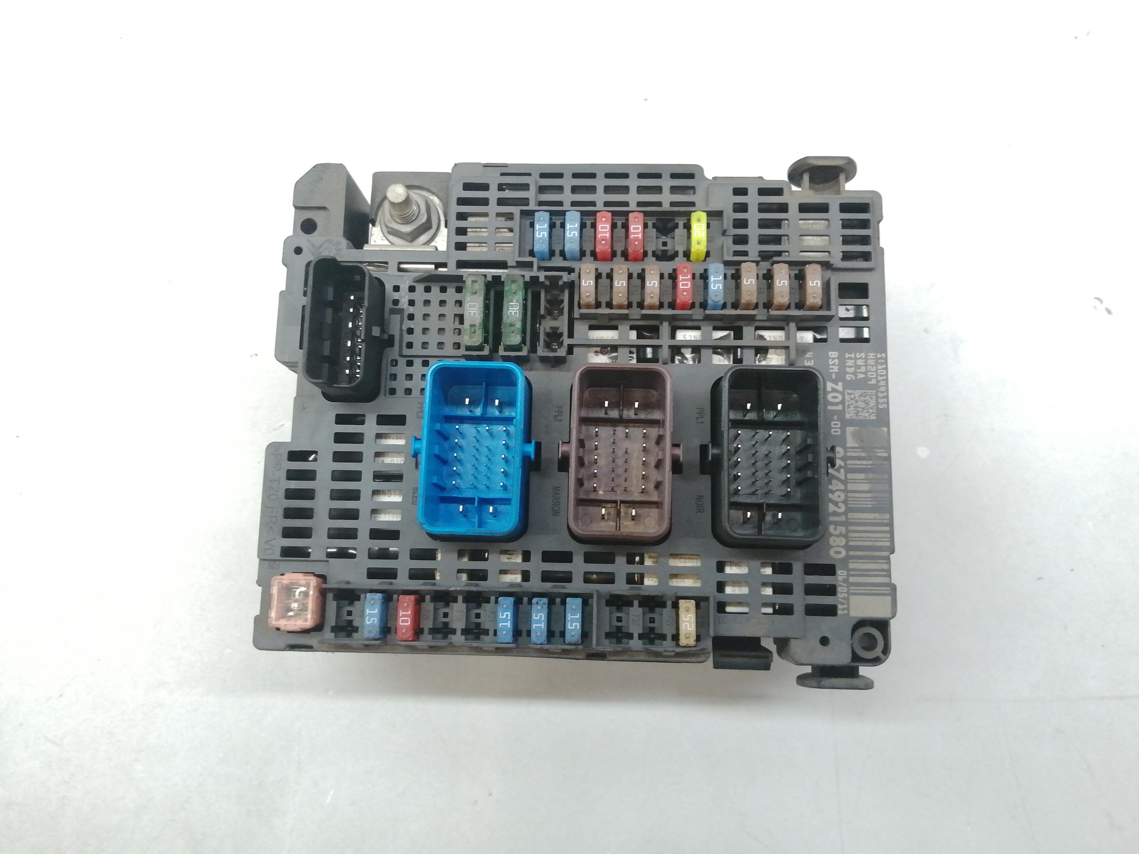 Caja reles / fusibles CITROËN DS4 (NX_) 1.6 HDi 110 17571562 | B-Parts
