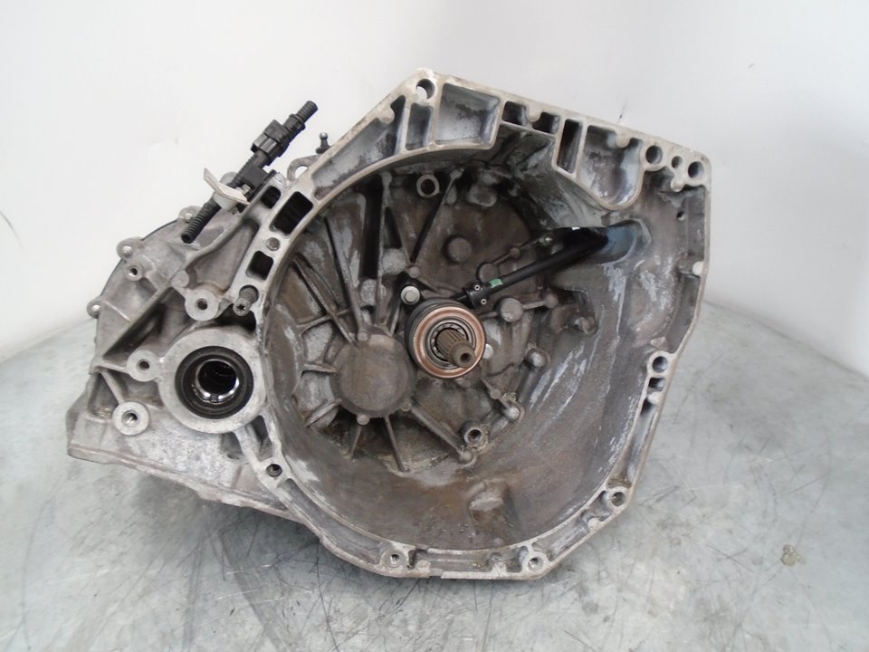Manual gearbox RENAULT MEGANE IV Hatchback (B9A/M/N_) 1.3 TCe 115 (B9N9) 8507744 | B-Parts