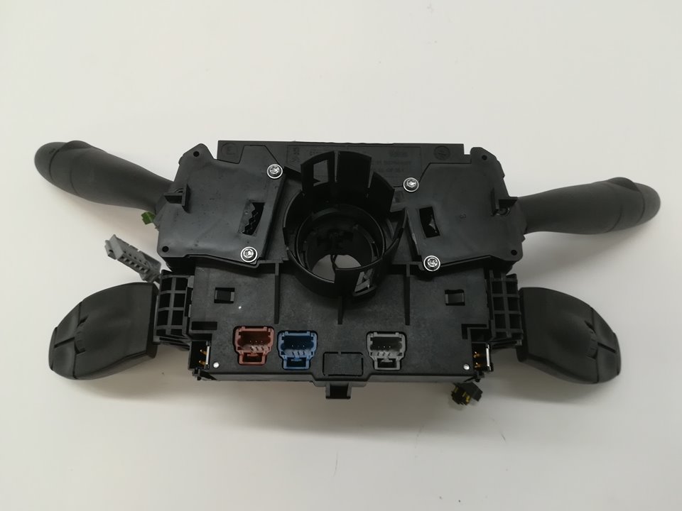 Switch PEUGEOT 407 (6D_) 10037621 | B-Parts