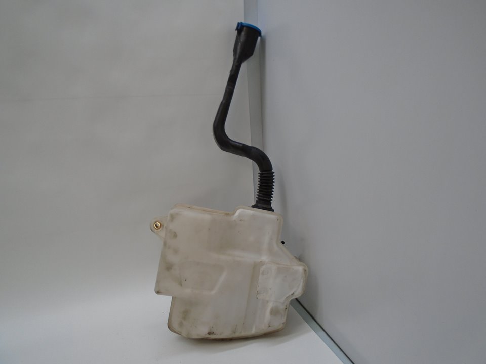 Windscreen washer tank LAND ROVER DISCOVERY IV (L319) 3.0 TD 4x4 ...