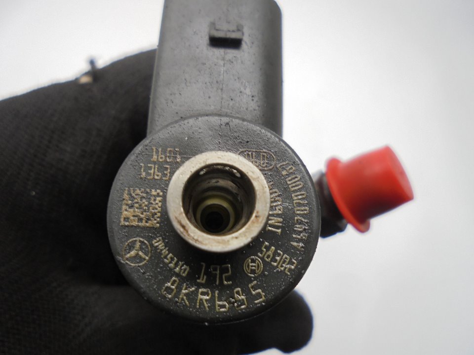 Injector MERCEDES-BENZ VITO / MIXTO Van (W639) 111 CDI (639.601, 639. ...