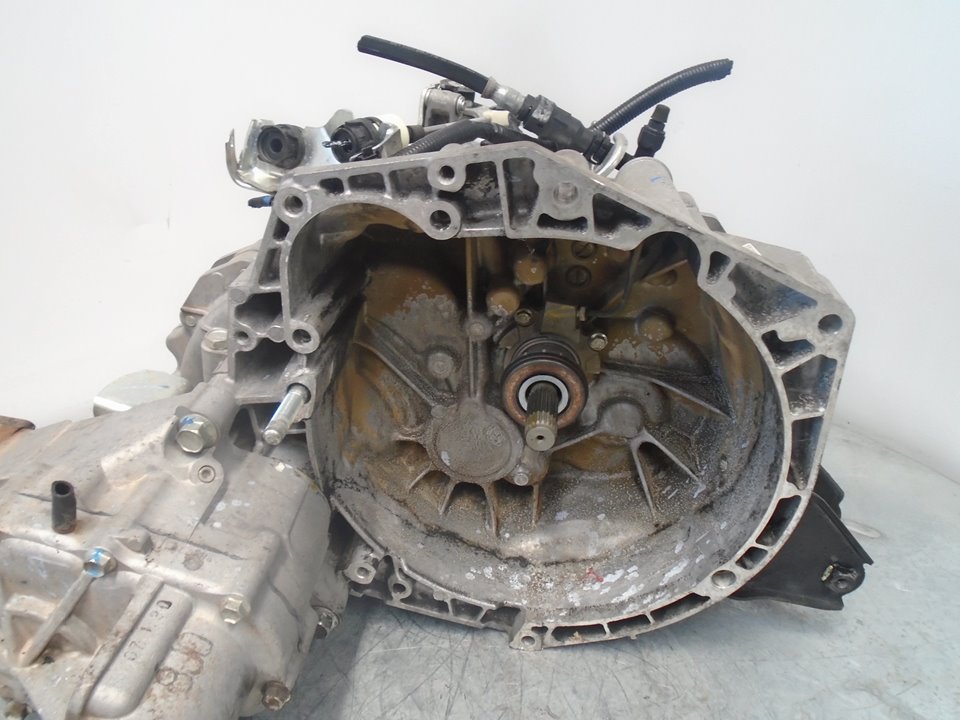 Manual gearbox FIAT SEDICI (189_) 1.9 D Multijet 4x4 8215453 | B-Parts