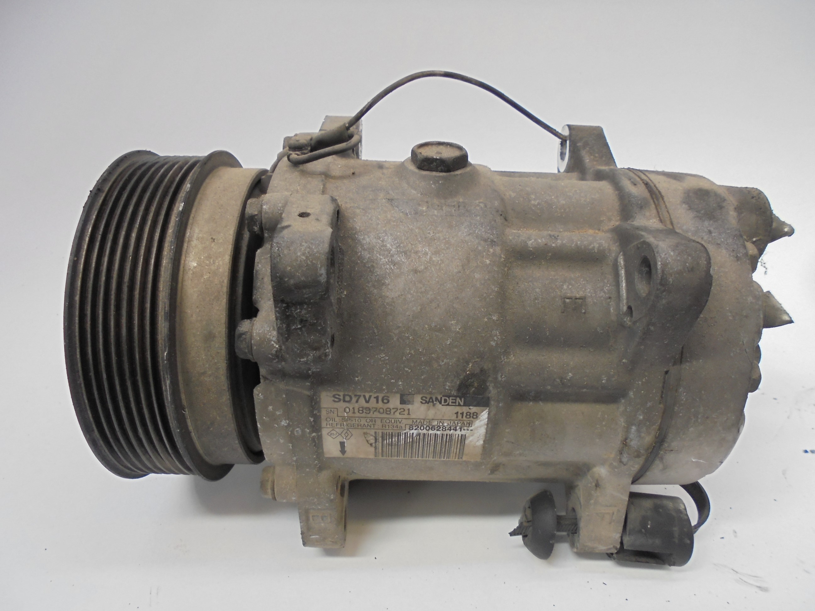 AC compressor RENAULT MASCOTT Platform/Chassis (UH_, HH_) 9581183 | B-Parts