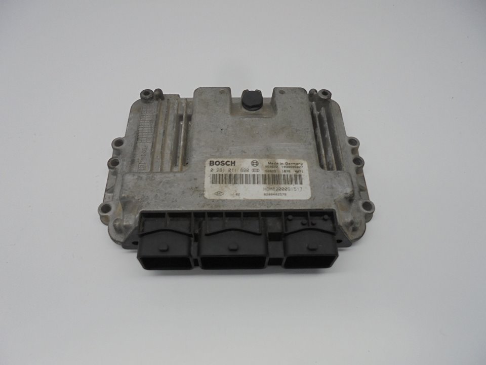 Engine control unit (ECU) RENAULT TRAFIC II Bus (JL) 2.5 dCi 135 (JL0D ...