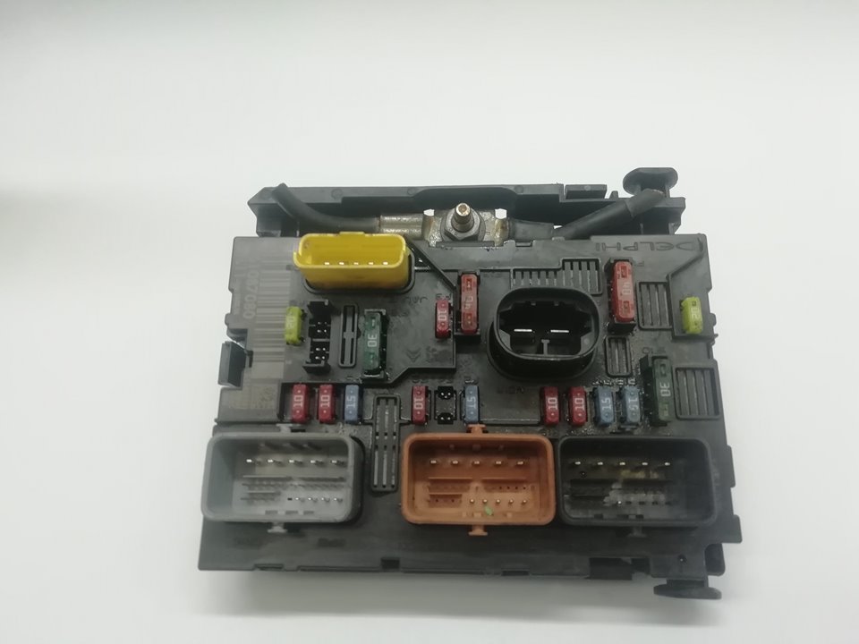 Fuse box PEUGEOT 207 CC (WD_) 1.6 HDi 11051021 | B-Parts