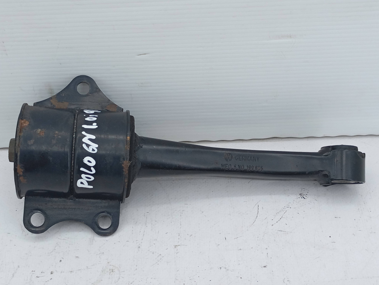 Engine mount VW POLO III (6N1) 45 1.0 19849445 | B-Parts