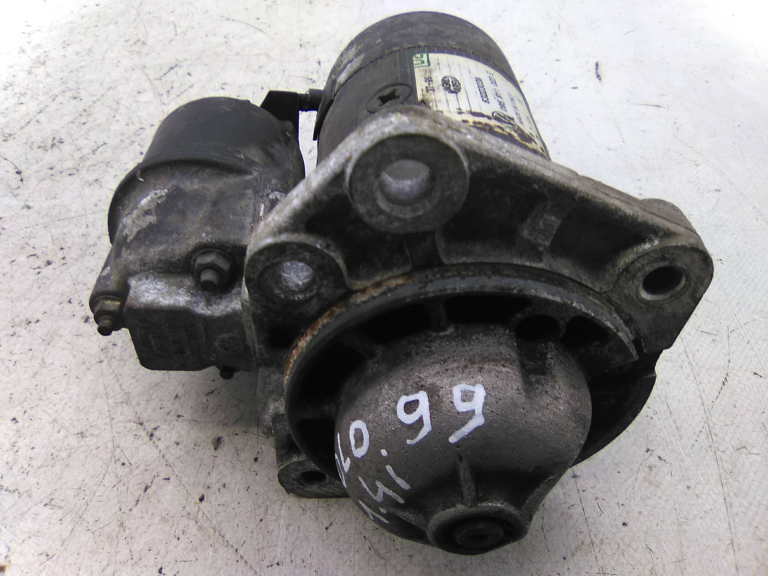 Starter VW POLO III CLASSIC (6V2) 60 1.4 19820109 | B-Parts