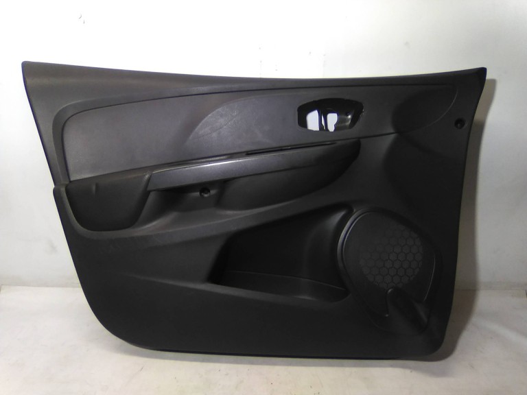 Left front door panel RENAULT CLIO IV (BH_) 1.5 dCi 75 19811172 | B-Parts