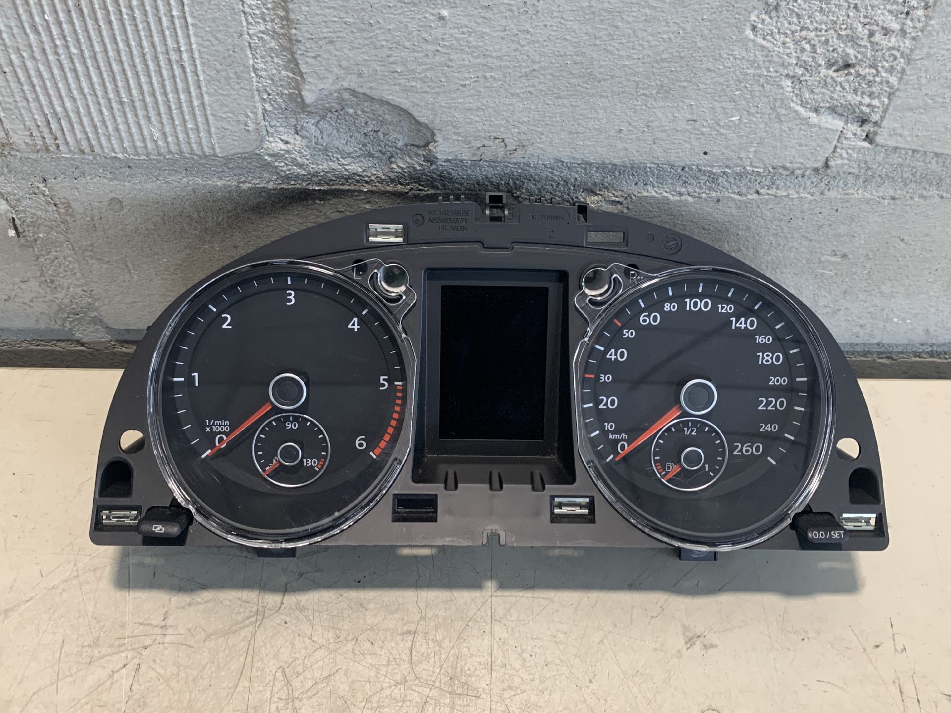 Instrument cluster VW PASSAT B6 (3C2) 2.0 TDI 4motion 10560576 | B-Parts