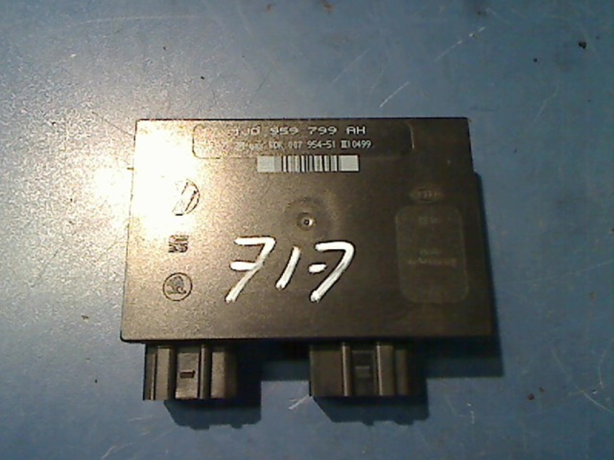 Control unit VW GOLF IV (1J1) 1.6 5895984 | B-Parts