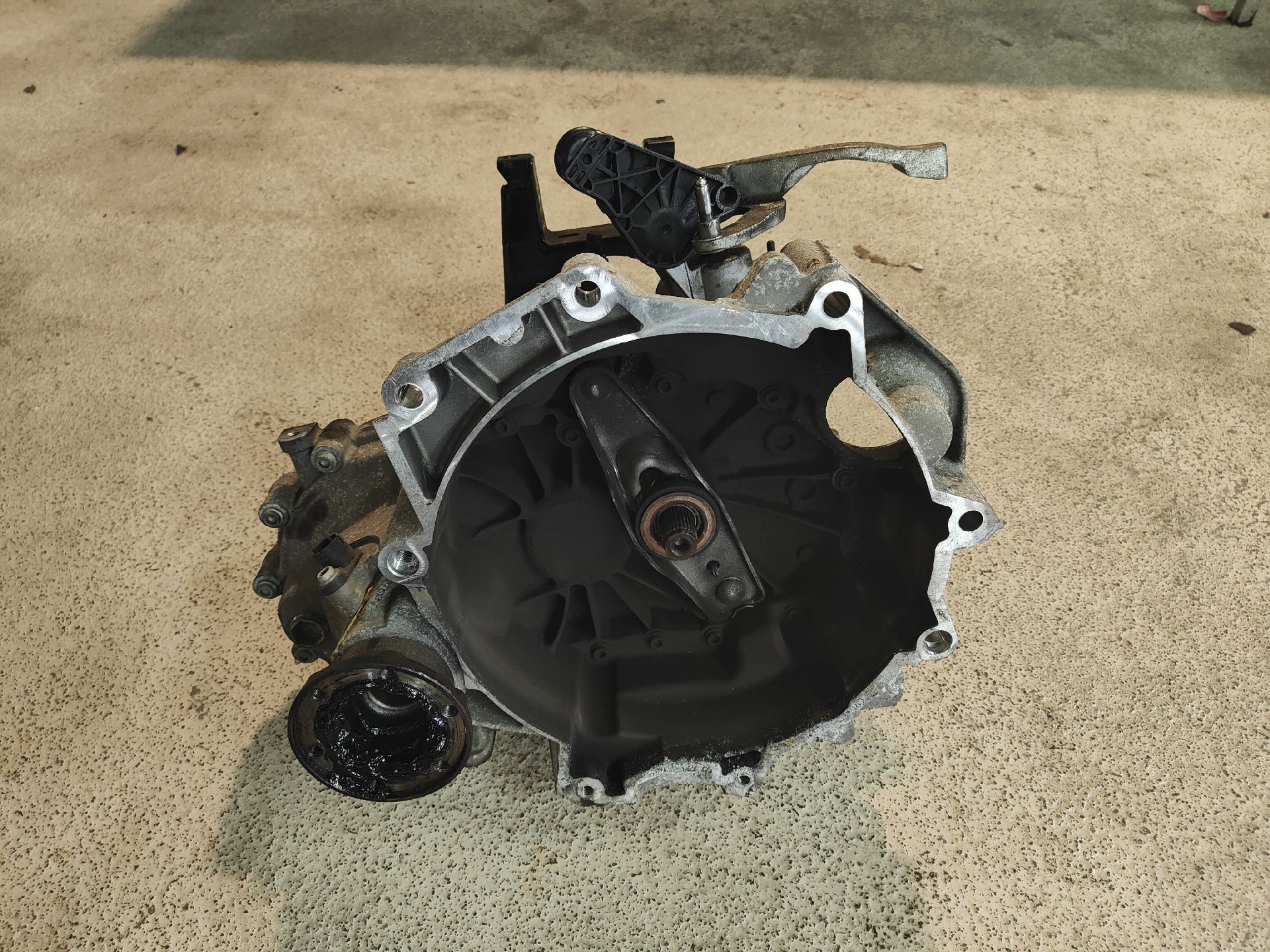 Manual gearbox VW POLO V (6R1, 6C1) 1.2 8379308 | B-Parts