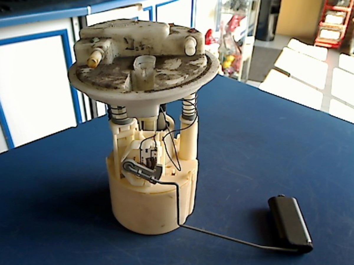 Pompe à carburant RENAULT TWINGO I (C06_) 1.2 (C066, C068) 5893450 | B ...