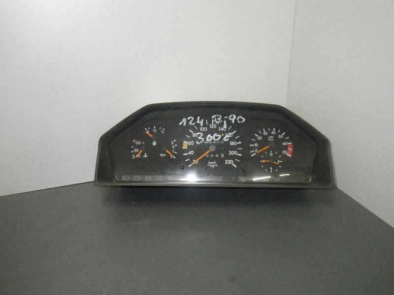 Instrument cluster MERCEDES-BENZ 124 Saloon (W124) 230 E (124.023 ...