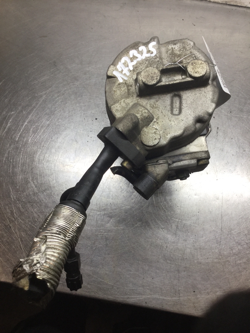 AC compressor BMW 5 Touring (E39) 520 i BMW: 64526914370 | B-Parts