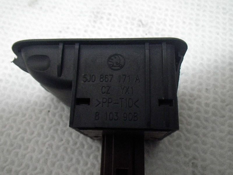 Left front window switch SKODA FABIA II (542) 1.4 TDI : 5J0867171A | B ...