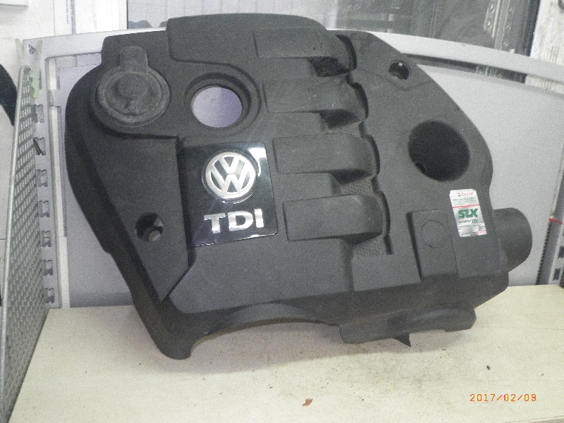 Engine cover VW PASSAT B5.5 Variant (3B6) 1.9 TDI 5439507 | B-Parts