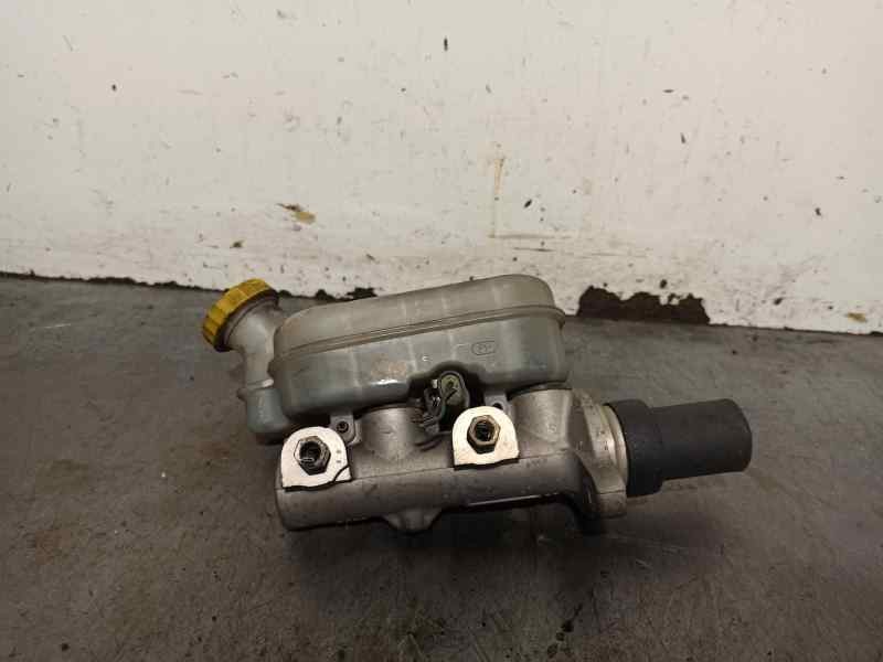 Maître-cylindre CHRYSLER VOYAGER IV (RG, RS) 2.5 CRD 5223931 | B-Parts