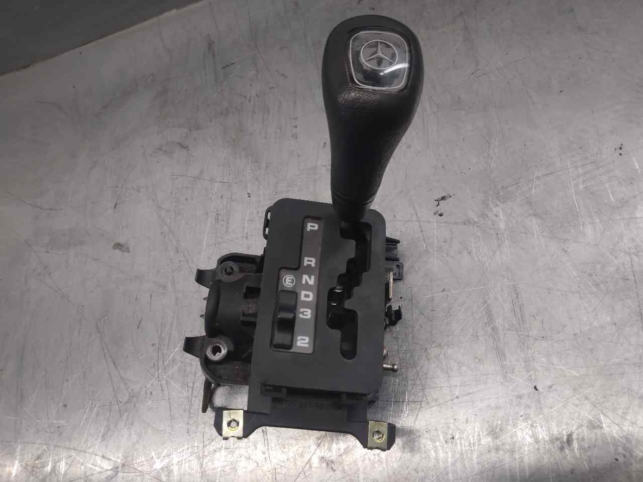 Gear lever MERCEDES-BENZ C-CLASS (W202) 13243945 | B-Parts