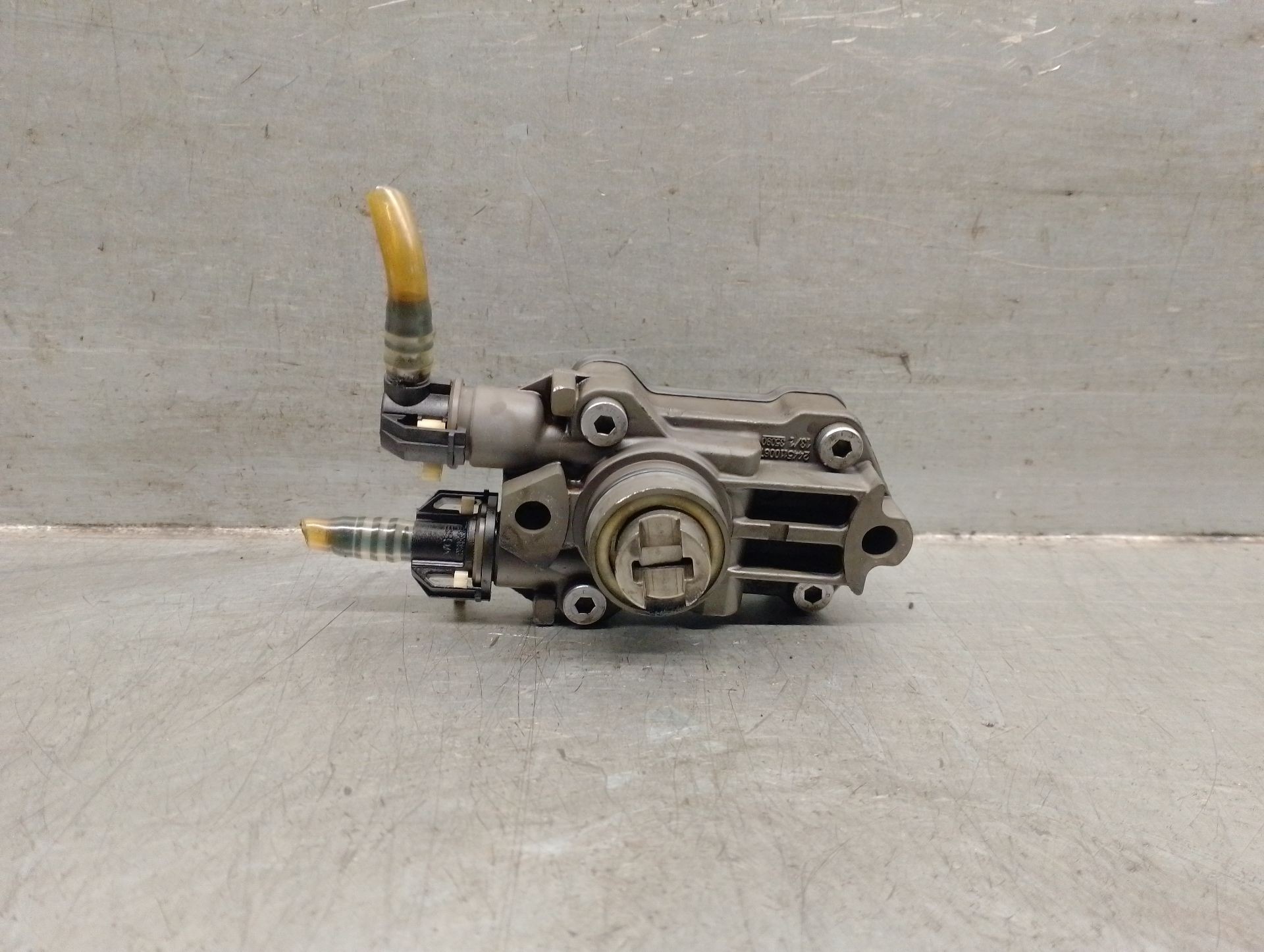 Fuel pump MERCEDES-BENZ E-CLASS (W210) E 270 CDI (210.016) 22995338 | B ...