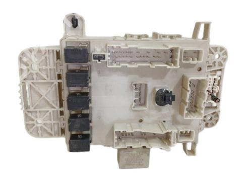 Fuse box TOYOTA RAV 4 II (_A2_) 2.0 4WD (ACA21, ACA20) 10561393 | B-Parts