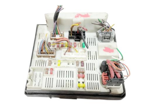 Fuse box RENAULT MASTER III Van (FV) 2.3 dCi 100 FWD (FV0A, FV0B, FV0G ...