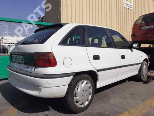 Fuse box OPEL ASTRA F Hatchback (T92) 1.7 TD (F08, M08, F68, M68 ...