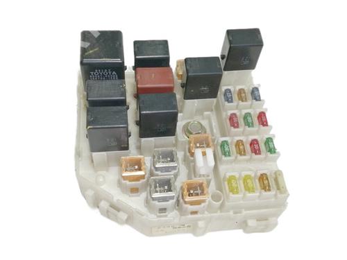 Boîte à Fusibles TOYOTA RAV 4 II (_A2_) 2.0 4WD (ACA21, ACA20) 10560761 ...