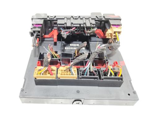 Fuse box VW PASSAT B6 (3C2) 2.0 FSI 4motion 7815306 | B-Parts