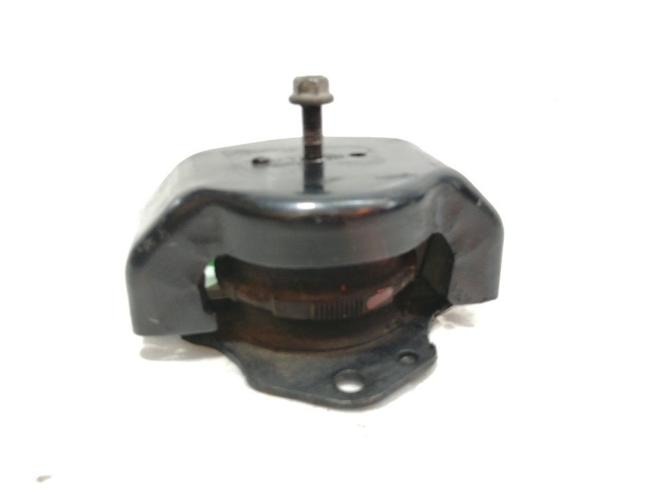 Engine mount MITSUBISHI PAJERO III (V7_W, V6_W) 2.5 TDi 10281096 | B-Parts