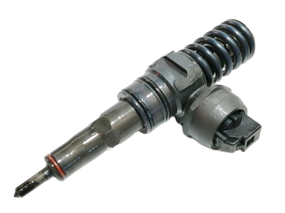 Injector VW GOLF V (1K1) 1.9 TDI 11038284 | B-Parts