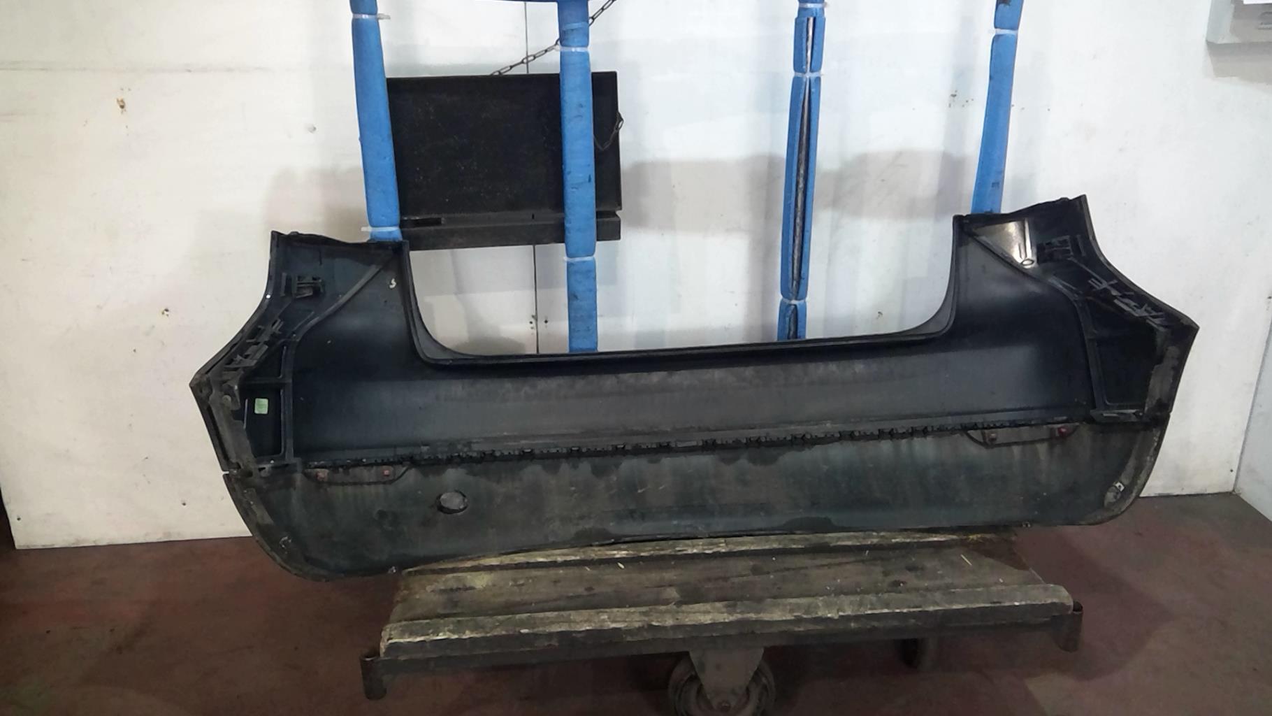 Pare-chocs arrière VW GOLF PLUS V (5M1, 521) 1.9 TDI 20357008 | B-Parts