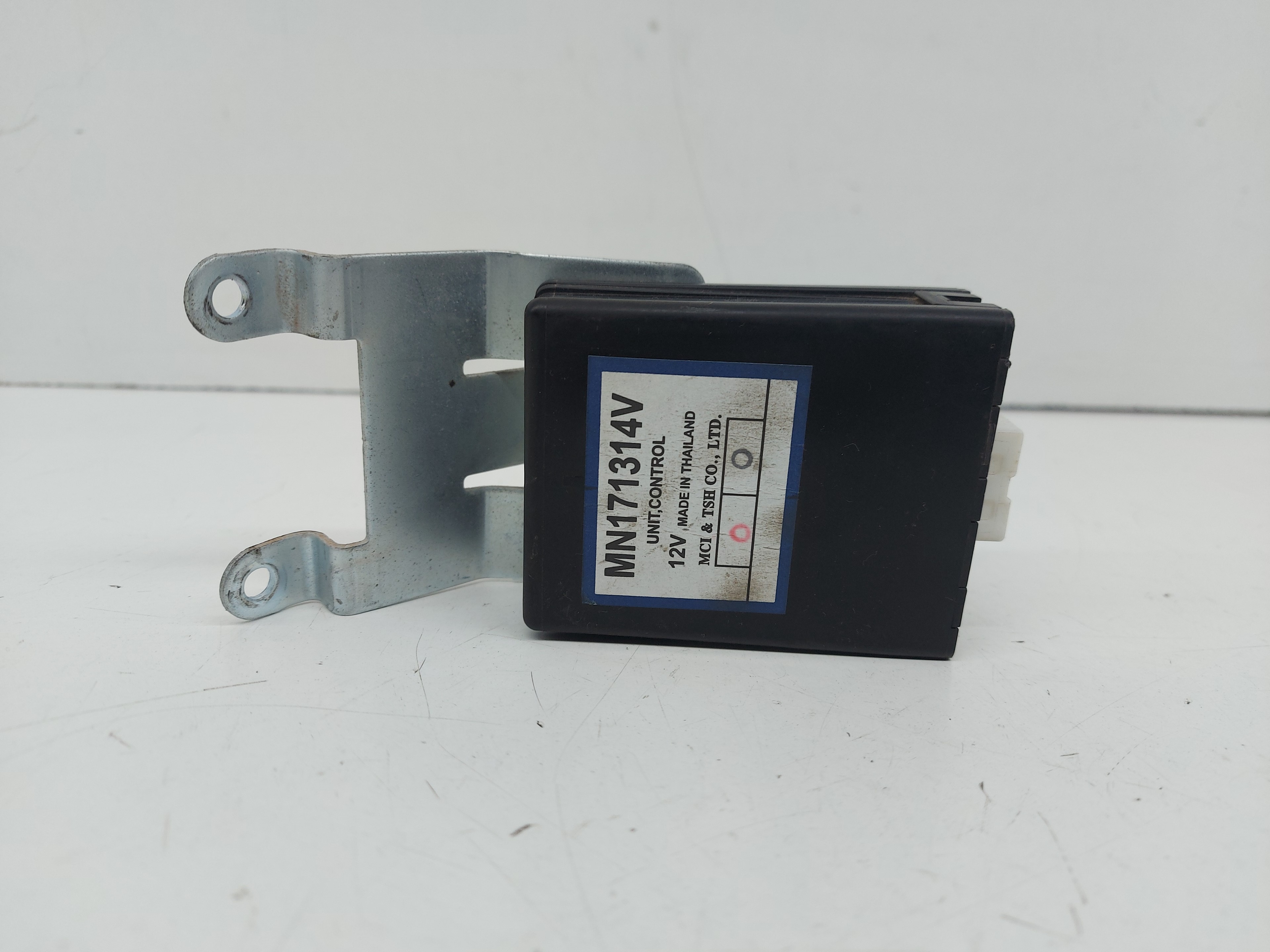 Electronic module MITSUBISHI L200 / TRITON (KA_T, KB_T) 2.5 DI-D (KA4T) 24432200 | B-Parts