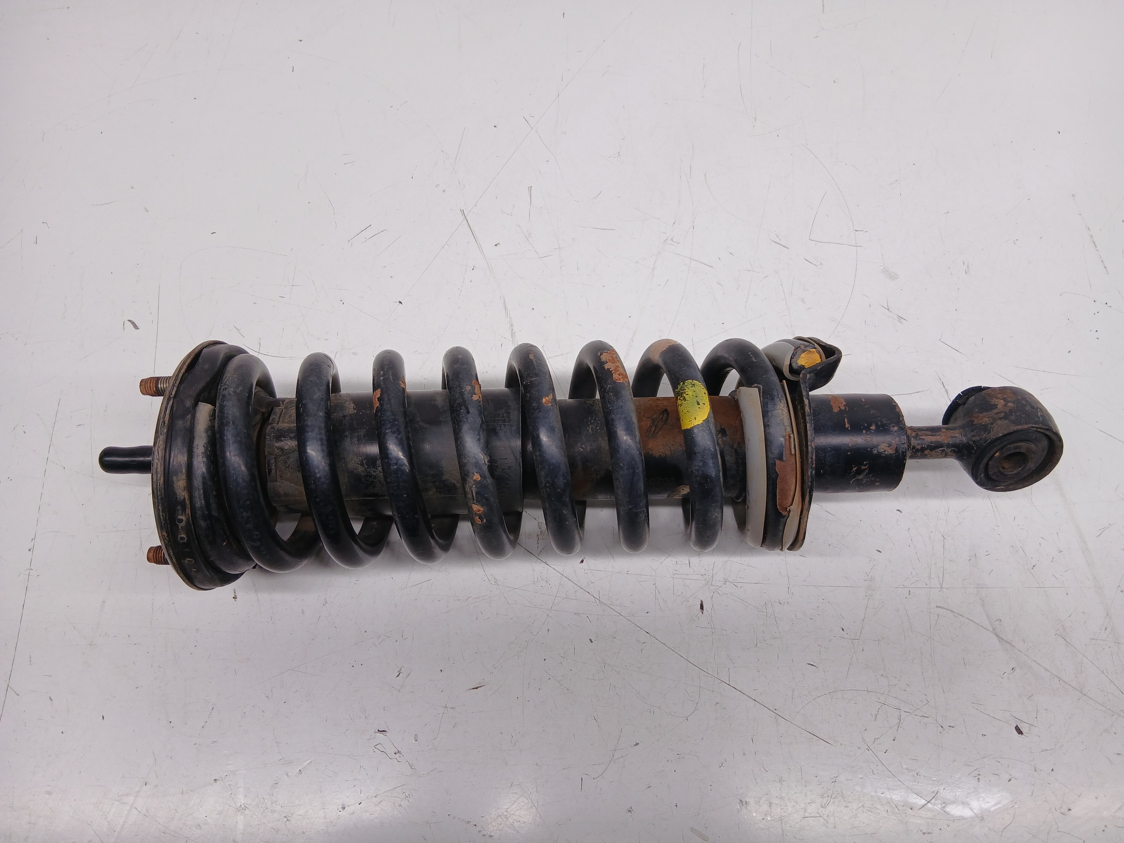 Left front shock absorber NISSAN NAVARA NP300 (D40) 24333404 | B-Parts