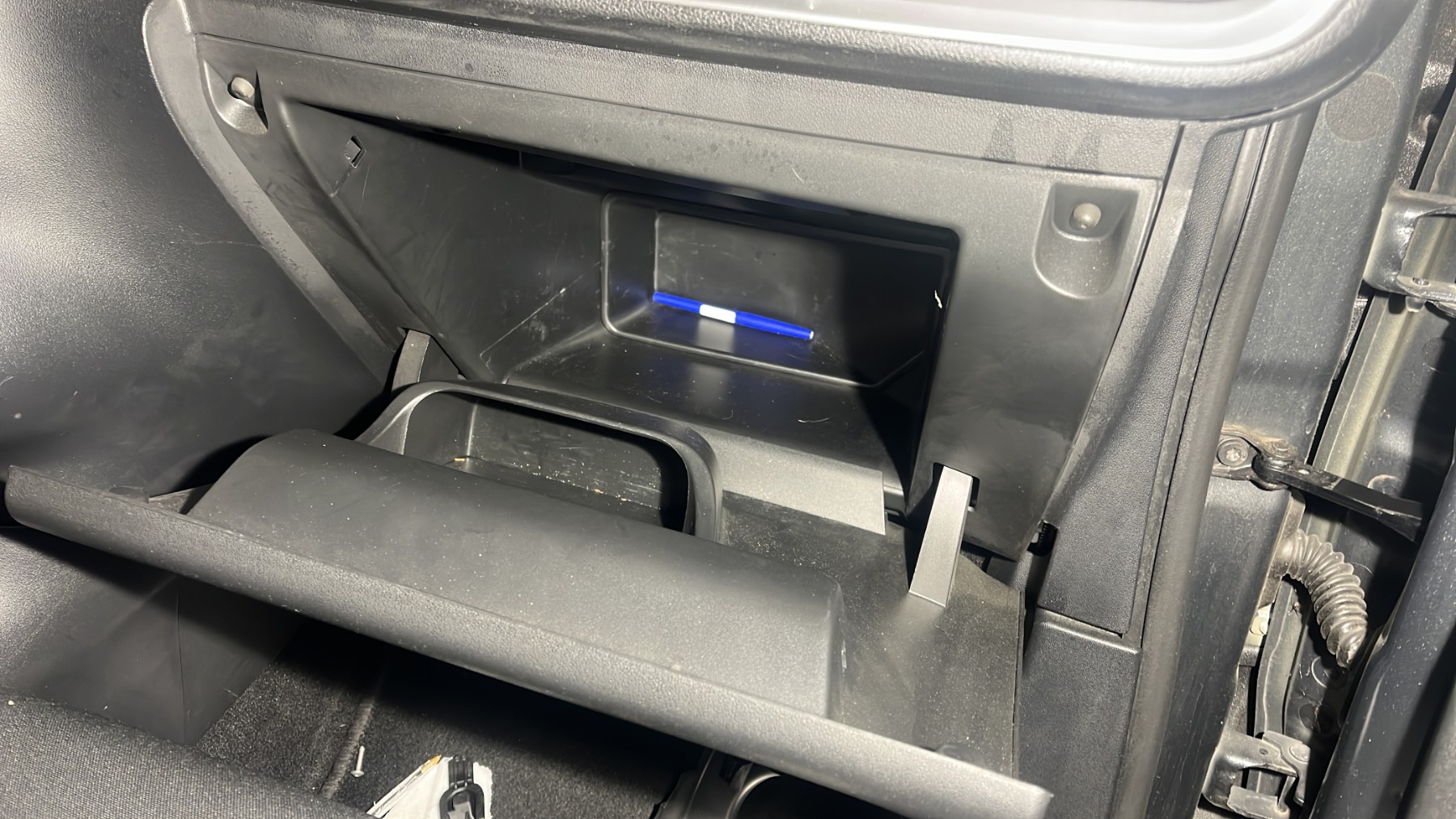 Glove box CITROËN C3 III (SX) 1.6 BlueHDi 75 30683137 | B-Parts