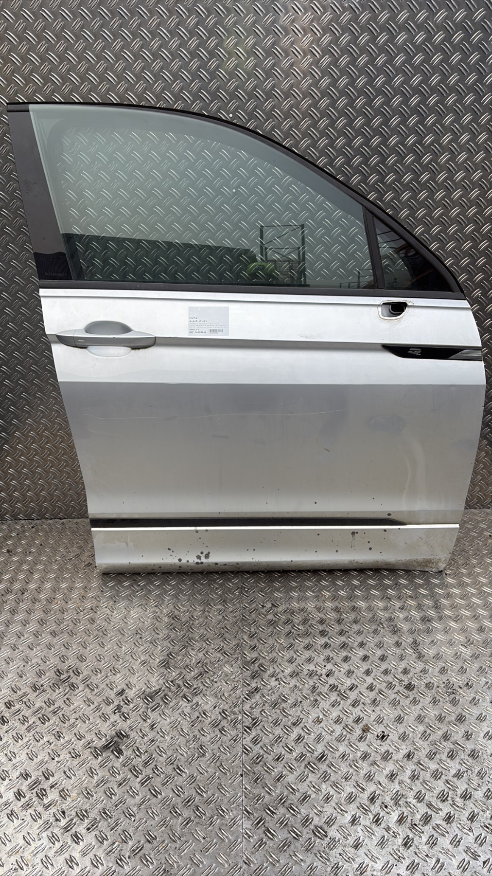 Tür rechts vorne VW TIGUAN (AD1, AX1) 2.0 TDI 4motion 21667763 | B-Parts