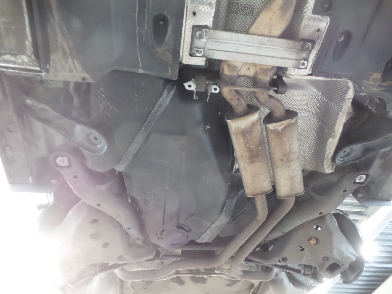 Fuel tank AUDI A6 C6 (4F2) 2.7 TDI quattro 22483547 | B-Parts