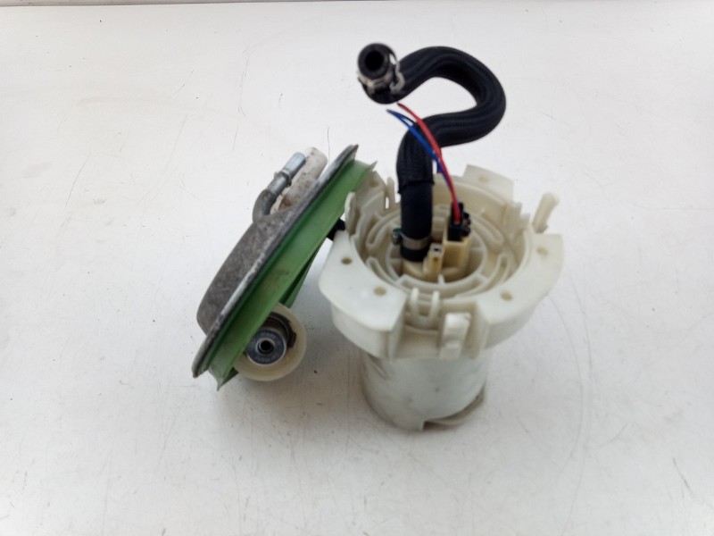 Fuel pump OPEL CORSA C (X01) 1.2 (F08, F68) 25121809 | B-Parts