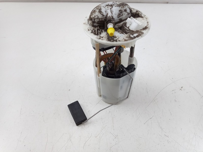 Fuel pump SUZUKI SWIFT III (MZ, EZ) 1.3 (RS413, ZC11S) 30737034 | B-Parts