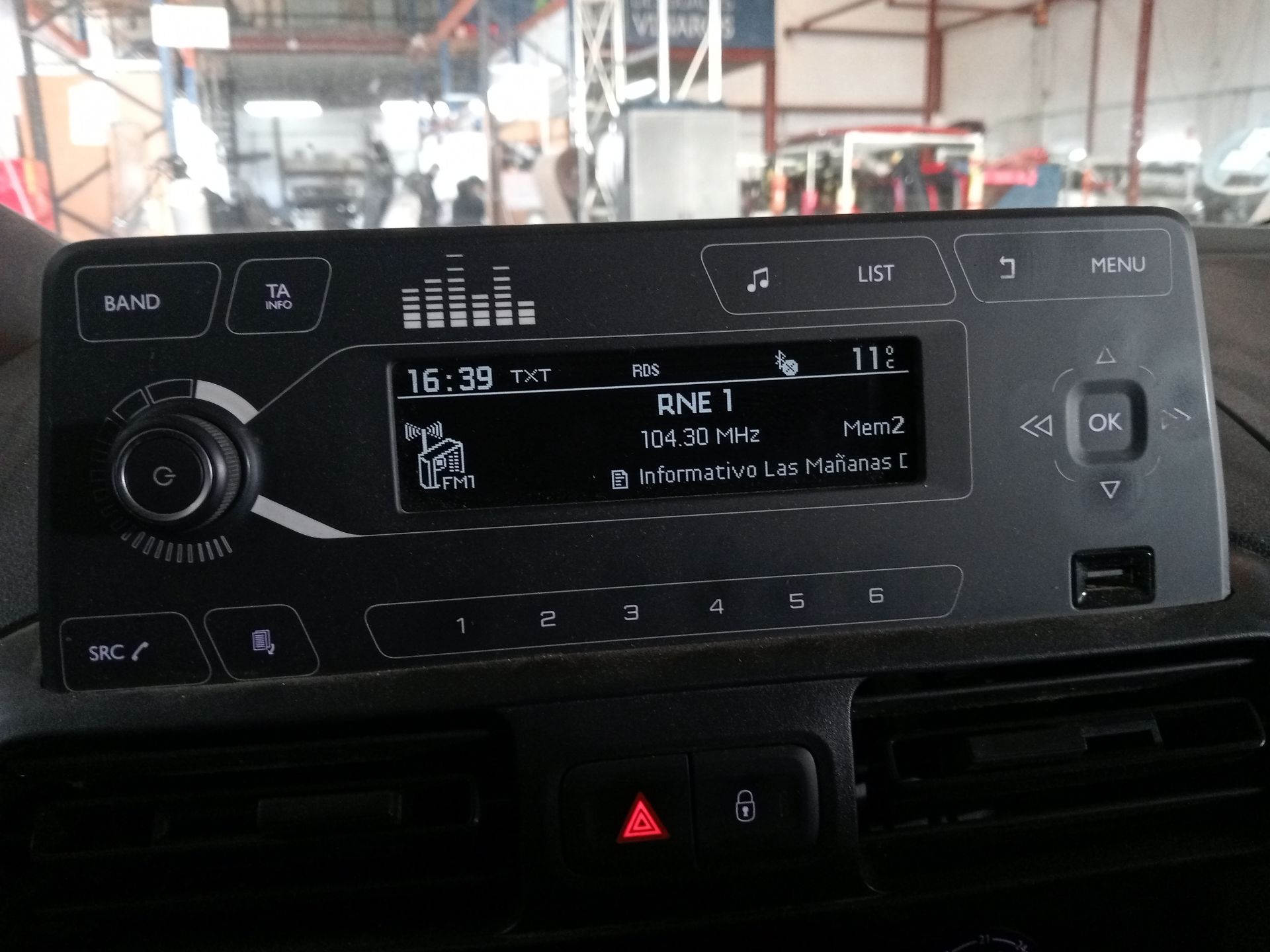 Radio PEUGEOT PARTNER Box Body/MPV (K9) 1.5 BlueHDi 100 26654387 | B-Parts