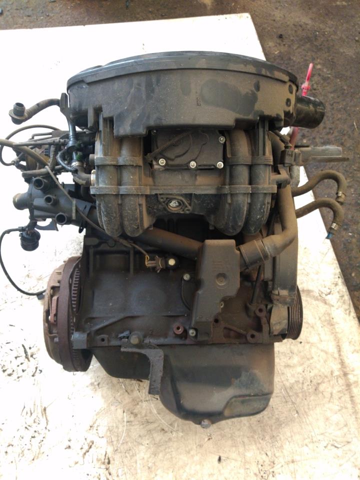 Motor VW POLO III (6N1) 60 1.4 22885545 | B-Parts