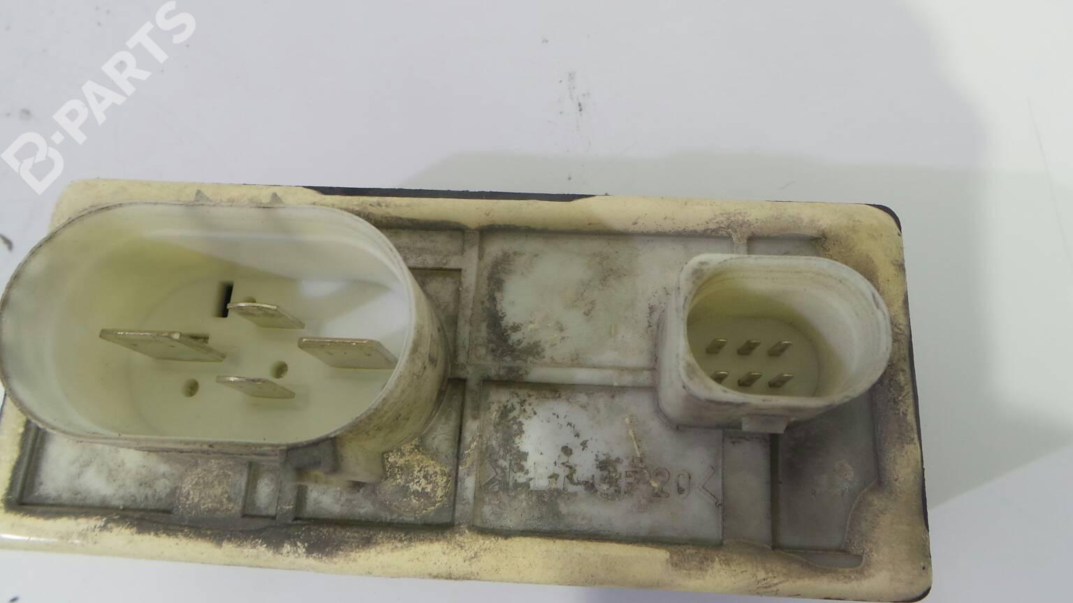 Fuse box SEAT IBIZA III (6L1) 1782458 | B-Parts