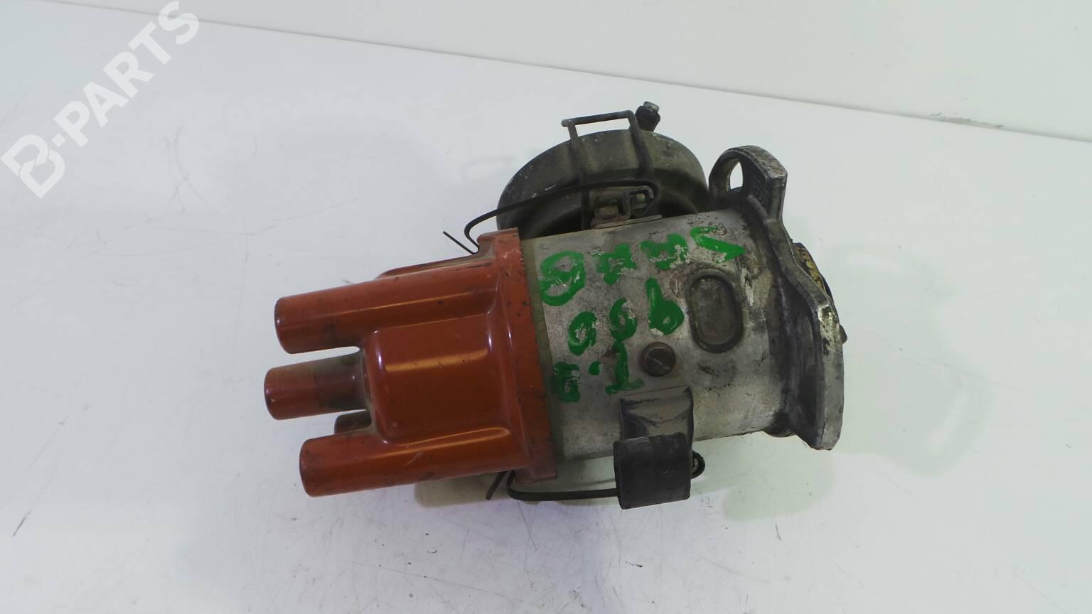 Ignition distributor SAAB 900 I (AC4, AM4) 1965241 | B-Parts