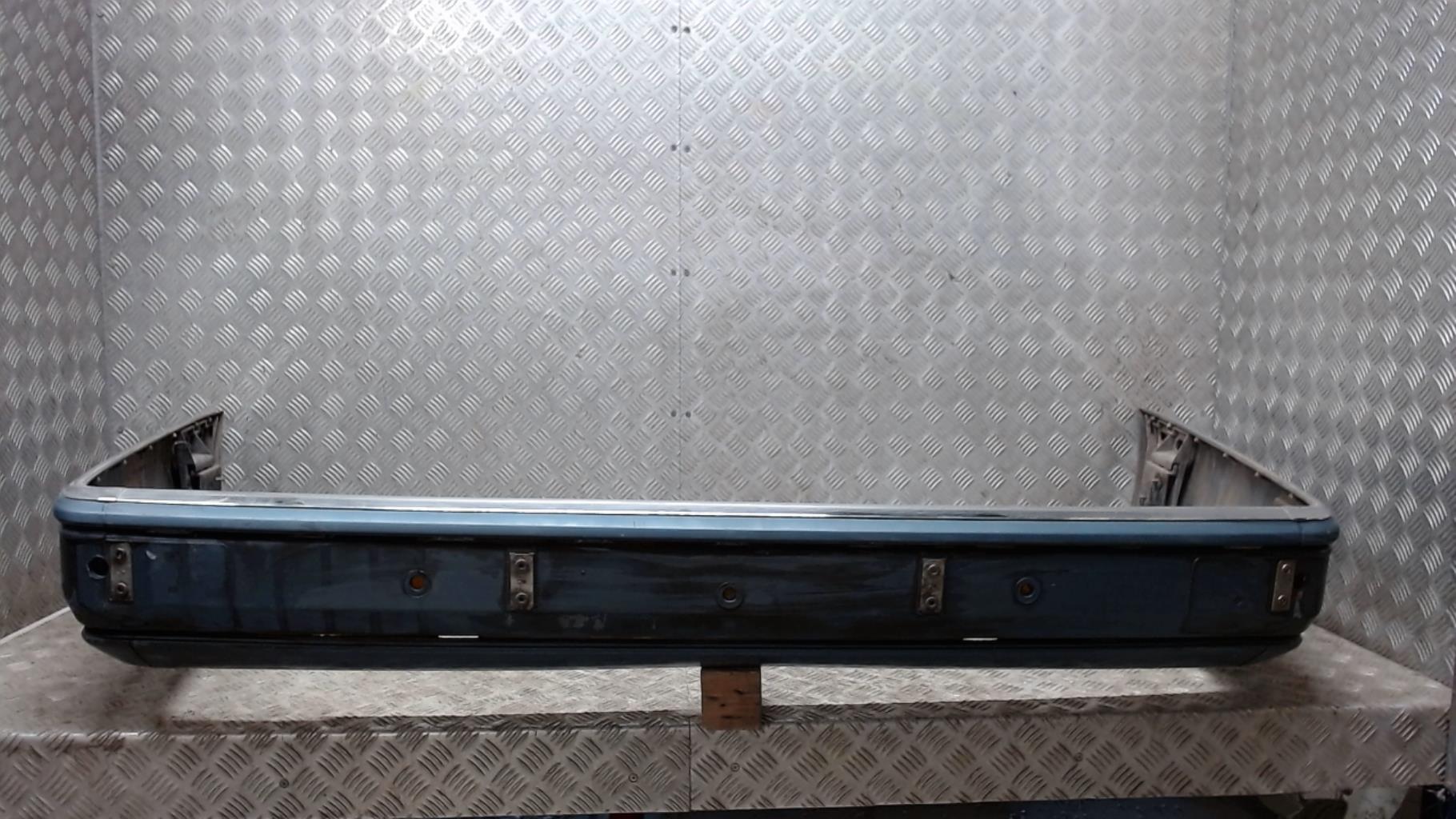 Rear bumper MERCEDES-BENZ 124 Saloon (W124) 250 D (124.125) 23054378 ...